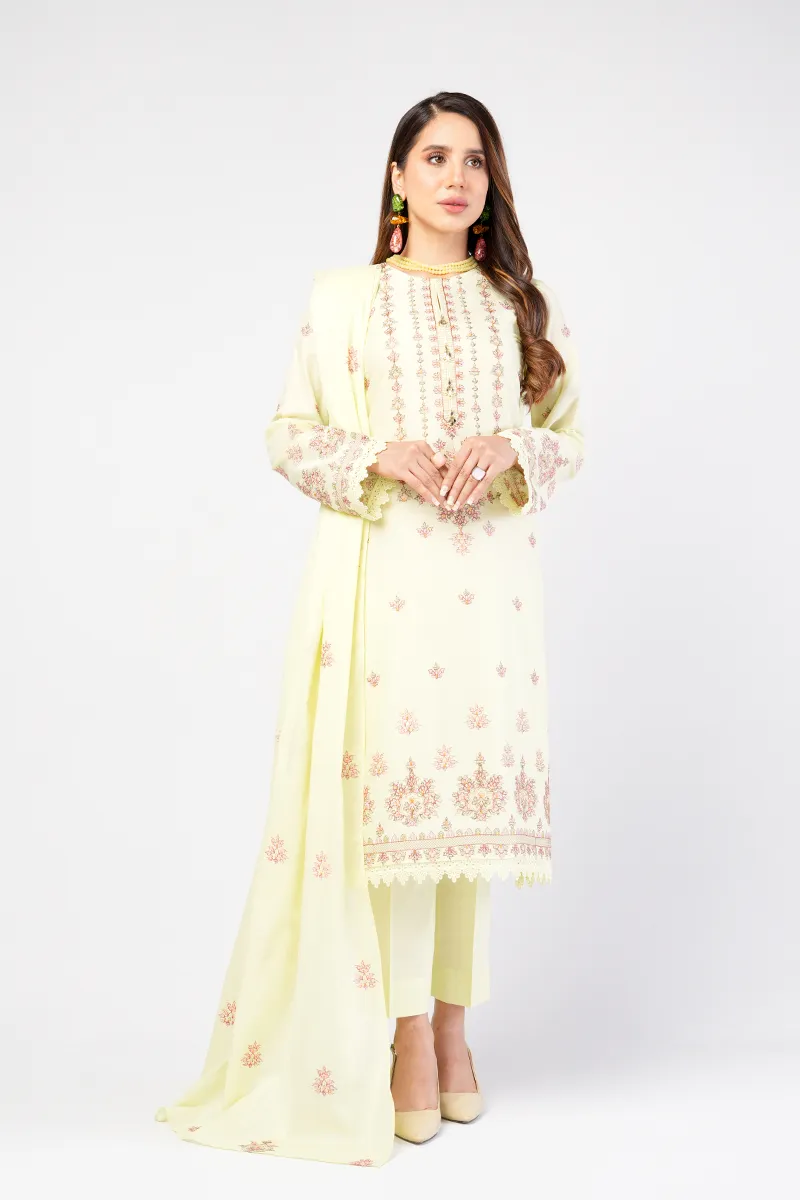 NAQASHI RANGE | Bareeze