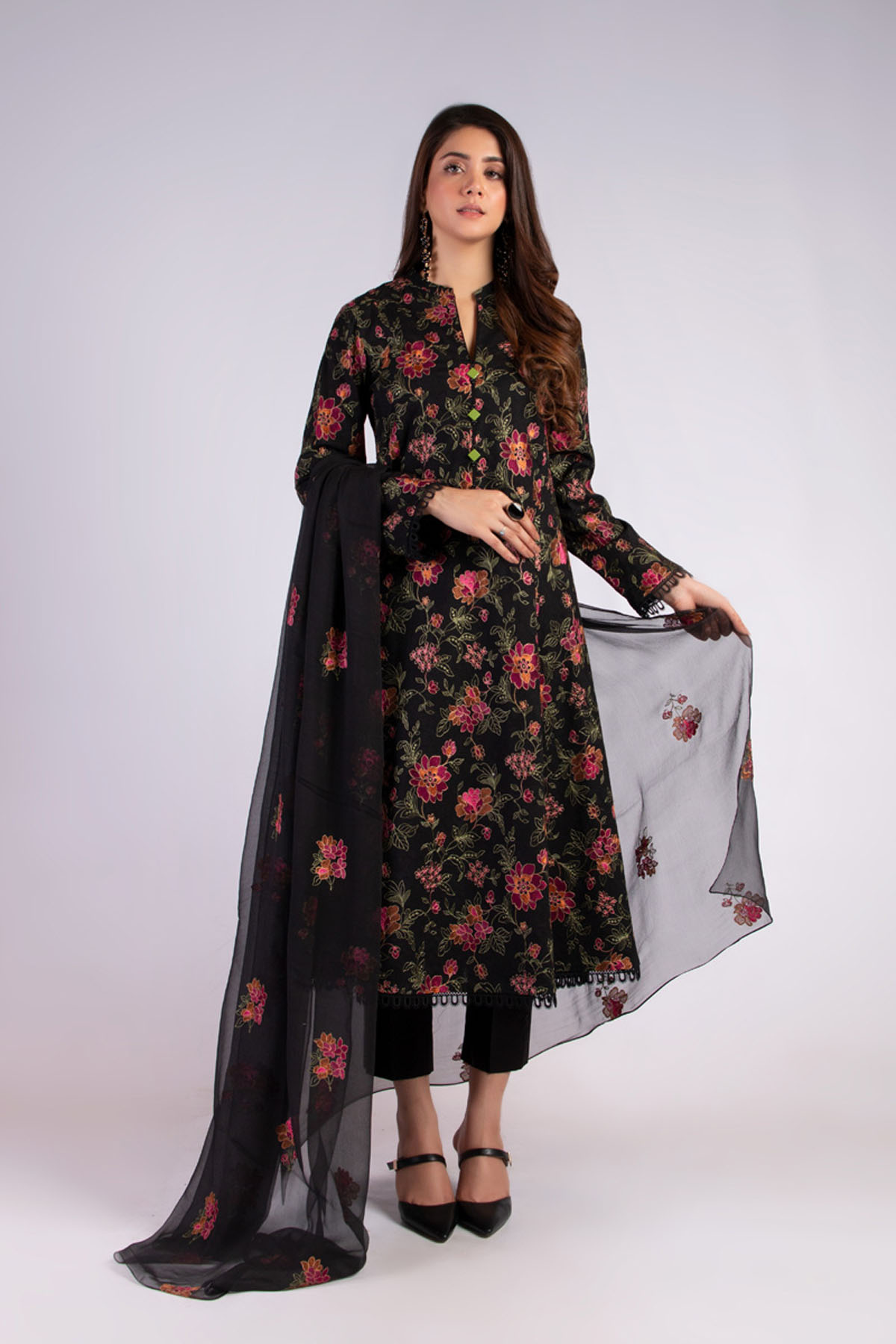 FLORAL GLOW | Bareeze